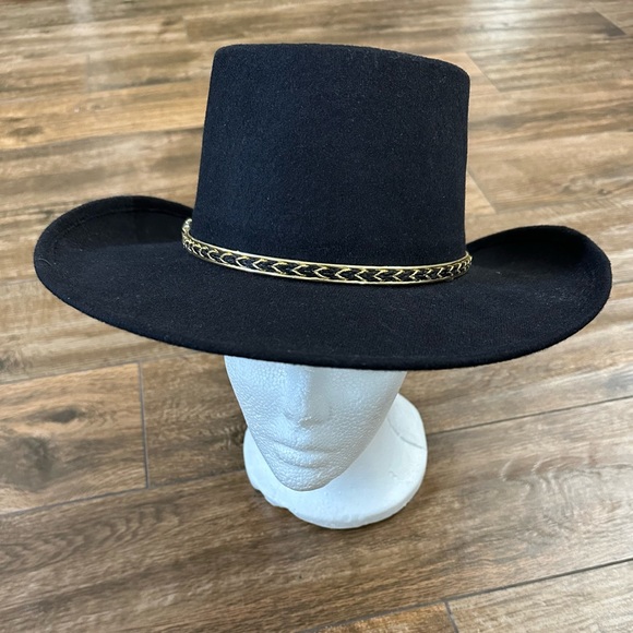 Summit | Accessories | Black Felt Rambler Hat Summit Hat With Gold And ...